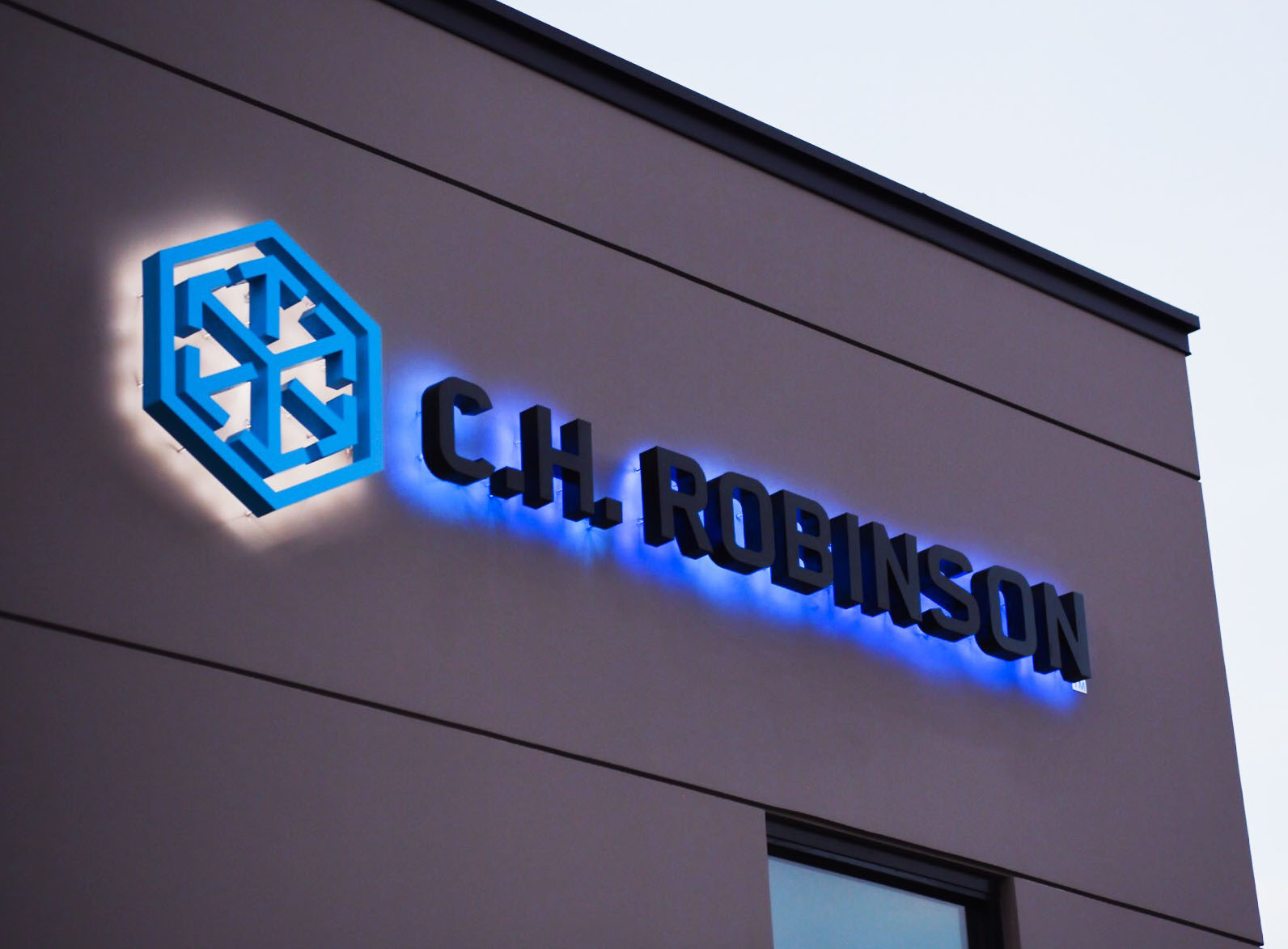 Full Service Electric Sign Company in Vancouver WA | Garrett Sign